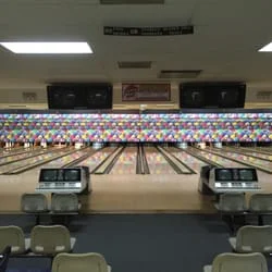 Crest Bowling Lanes - Blount Tourism