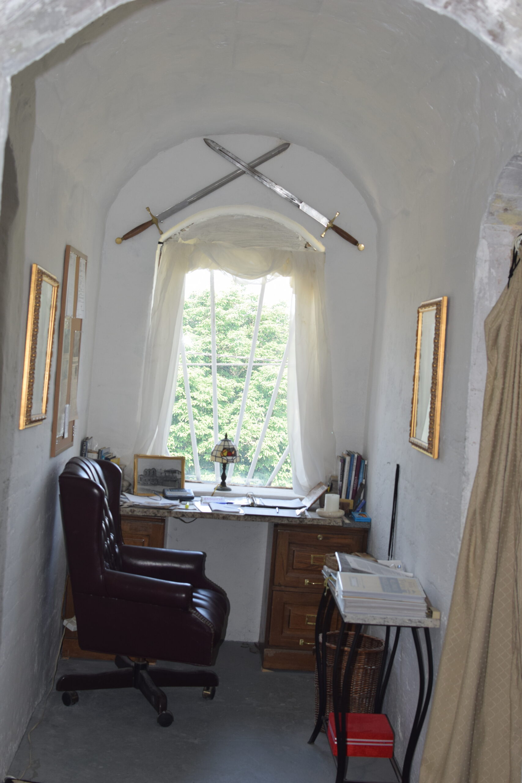 Peaceful Side Spotlight | Millennium Manor Castle - Blount Tourism