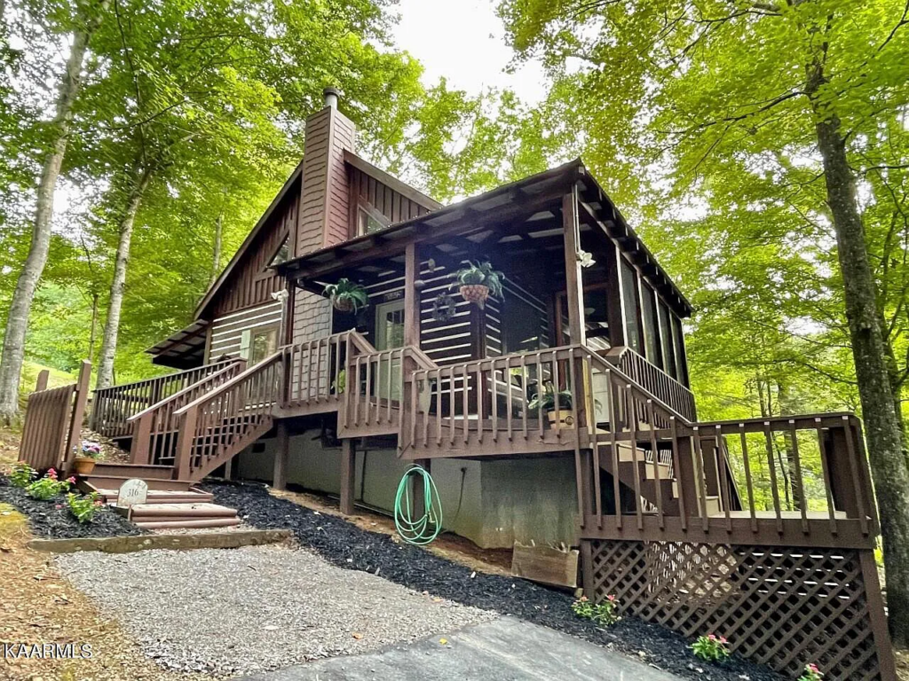 Blue Door Cabin - Blount Tourism